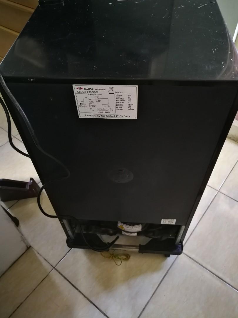 Mini Ref EZY, TV & Home Appliances, Kitchen Appliances, Refrigerators ...