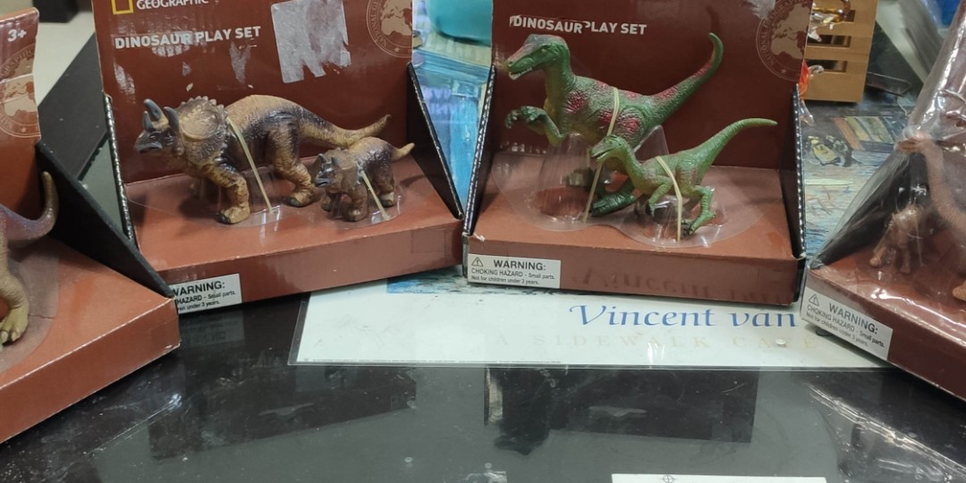 National Geographic Dinosaur Playset Set of 4, Hobbies & Toys ...