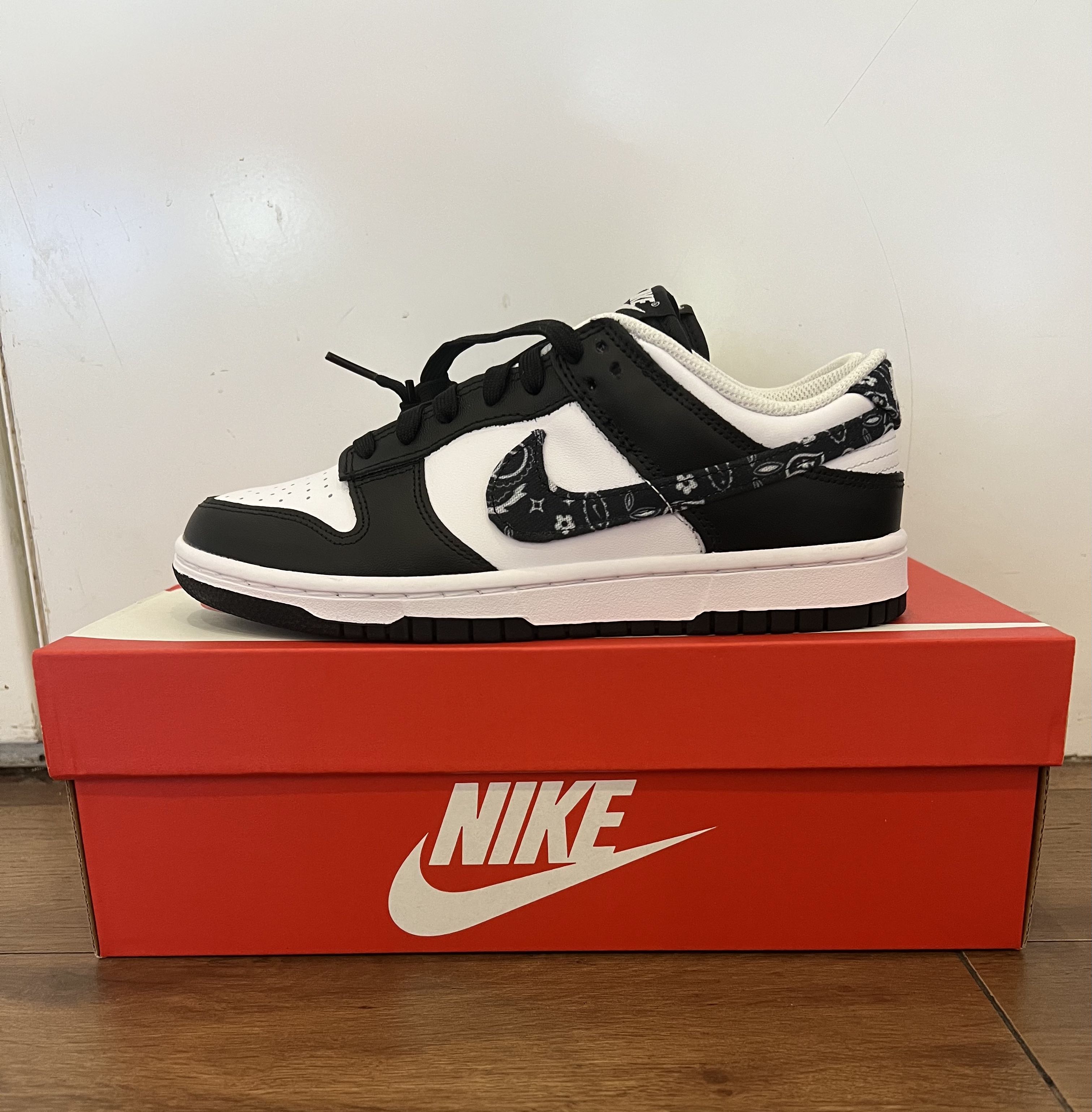 Nike dunk Low paisley black, Men's Fashion, Footwear, Sneakers on Carousell