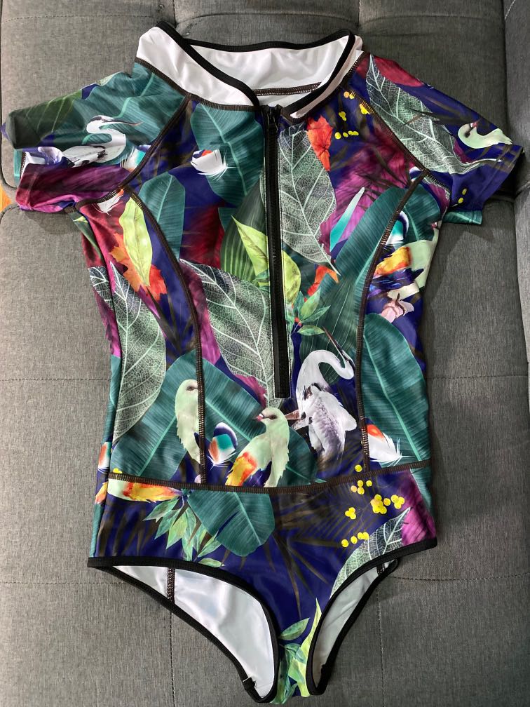 Onepiece swimsuit(used twice), Women's Fashion, Swimwear, Bikinis ...