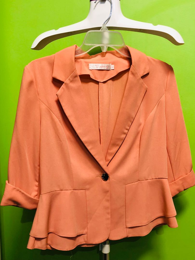 Peach coat, Women's Fashion, Coats, Jackets and Outerwear on Carousell