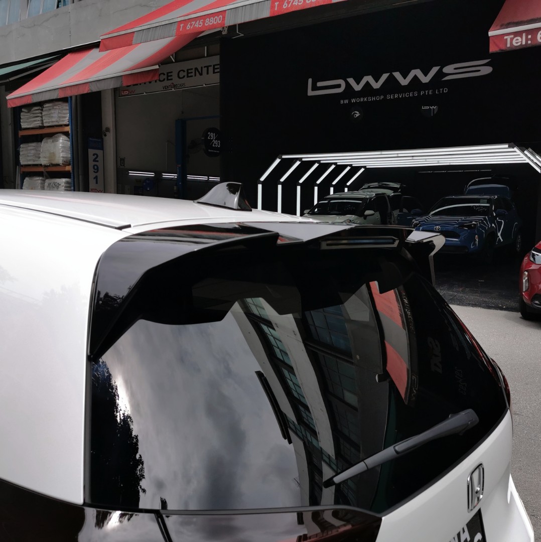 [HONDA FIT-GR1/GR3] REAR SPOILER, Car Accessories, Accessories on Carousell