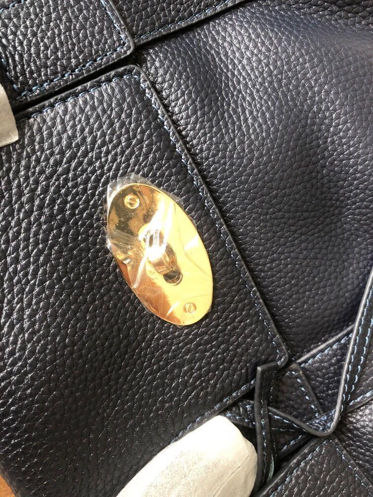 S&A mini mb bag in navy, Women's Fashion, Bags & Wallets, Cross-body ...