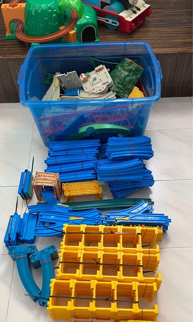 Thomas and friends - Tracks and accessories, Hobbies & Toys, Toys ...