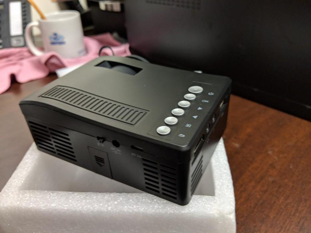 UNIC UC18 HD 400LM 1080P Mini LED Projector, TV & Home Appliances, TV ...