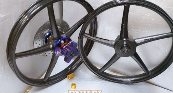 X1R/Y15 Enkei sp522 custom hub, Motorcycles, Motorcycle Accessories on ...