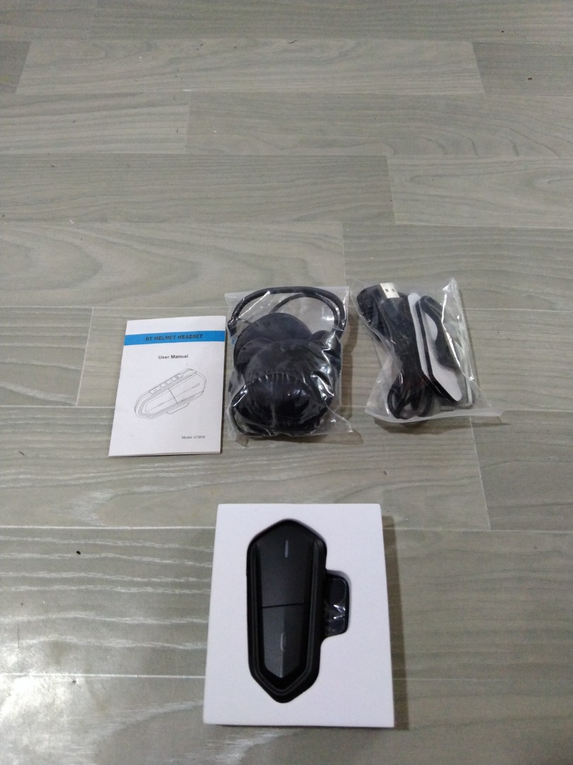 B35 HELMET BT HEADSET, Audio, Headphones & Headsets on Carousell