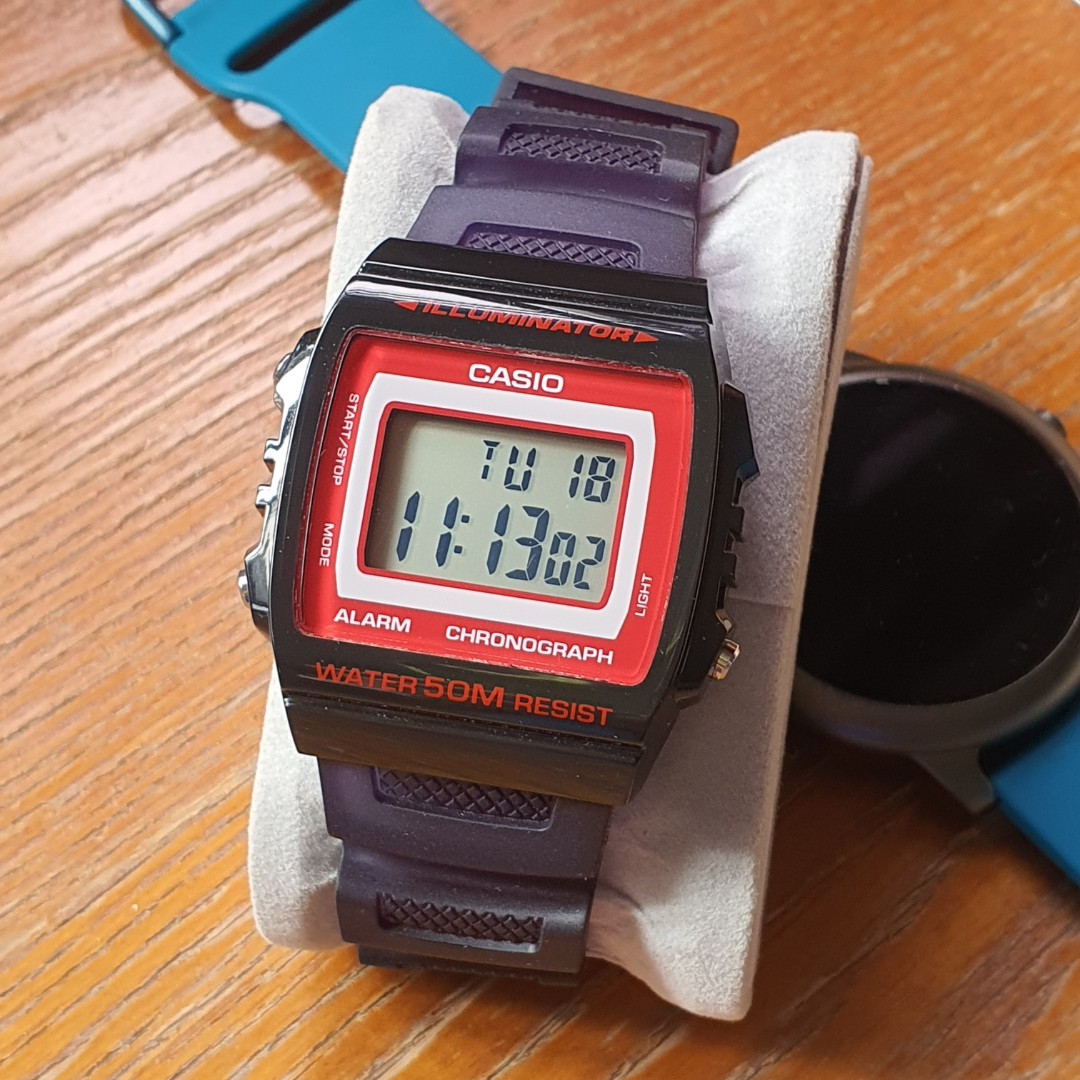 Casio W215H-1A2, Men's Fashion, Watches & Accessories, Watches on Carousell