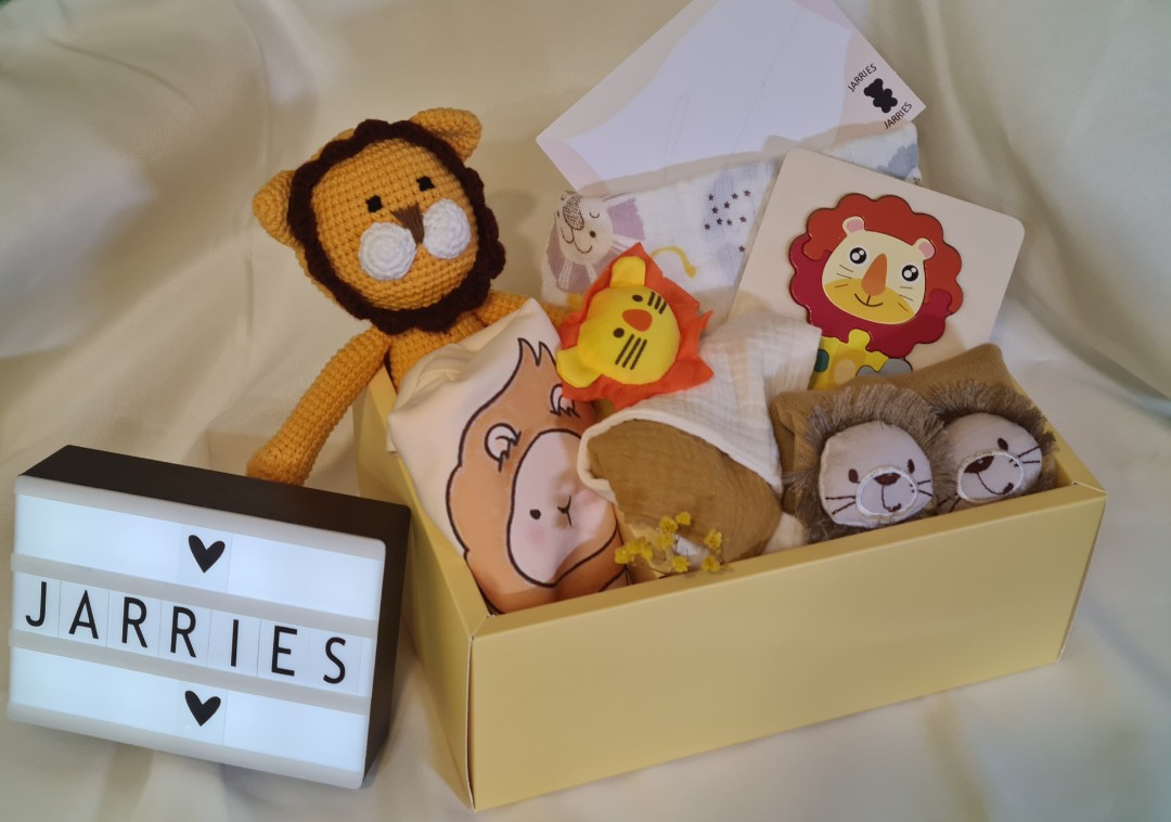 *Customisable* The Lion Box 2 || Build Your Own Box||Baby Hamper ...