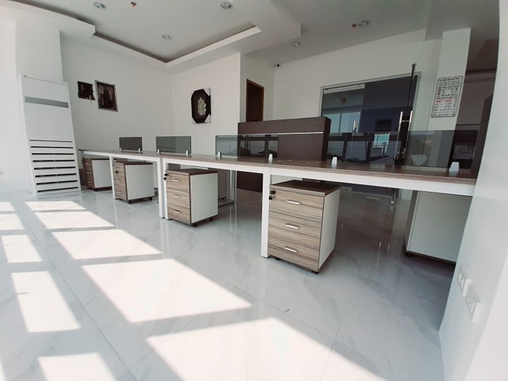 LINEAR WORKSTATION ( GLASS PANEL ), Furniture & Home Living, Office ...
