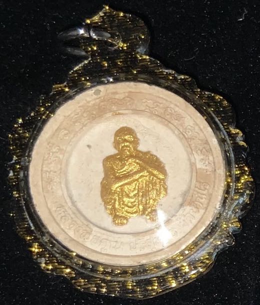 Lp Koon behind Pig with Embedded Takrut, Hobbies & Toys, Memorabilia ...