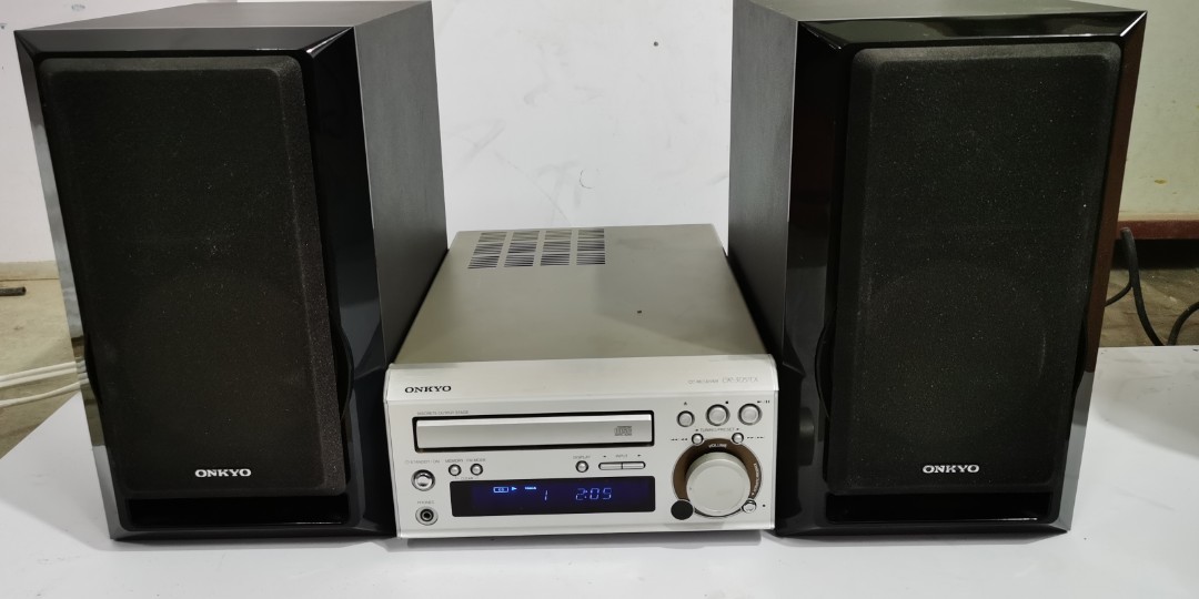 ONKYO CD RECEIVER CR-305TX, 音響器材, Soundbar、揚聲器、藍牙喇叭、耳擴 - Carousell