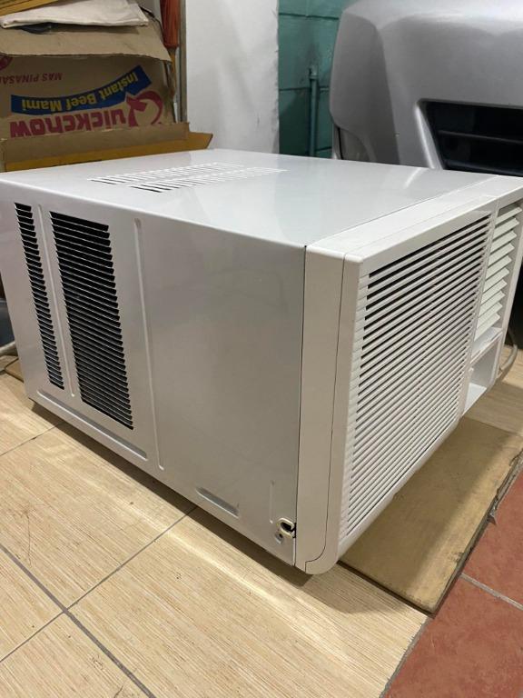 Panasonic window type aircon 1 HP, TV & Home Appliances, Air ...