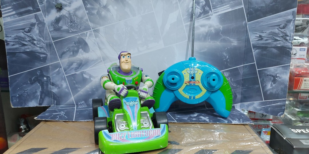 R/C BUZZ LIGHTYEAR RACING CAR 巴斯光年遙控車(已壞) 介意勿投! P8589, 興趣及遊戲, 玩具 & 遊戲類 ...