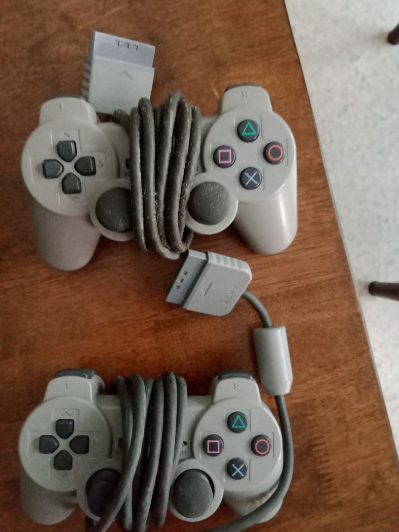 Sony playstation remote control 2 units, Video Gaming, Gaming ...