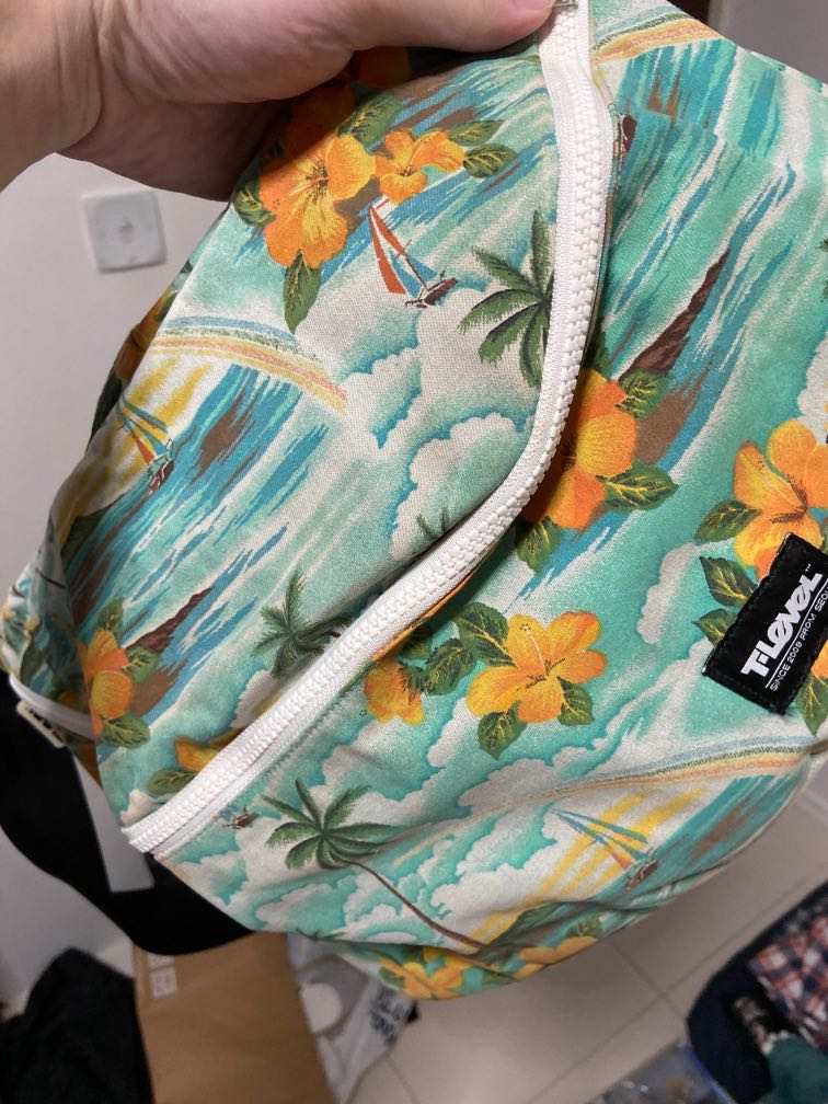 T Level Bag, Men's Fashion, Bags, Sling Bags on Carousell