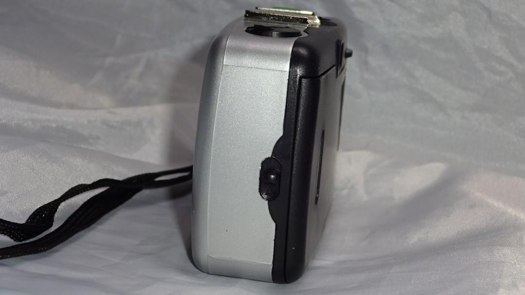 Topico 2 Way Camera Silver, Photography, Cameras on Carousell