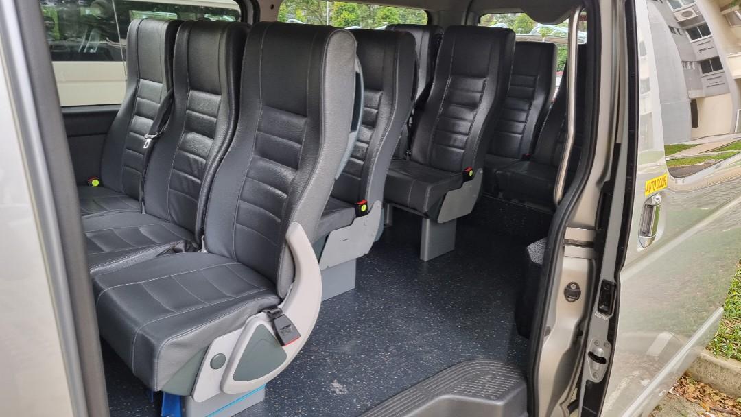 Toyota Hiace Super GL Mid-Roof van/minibus passenger charter 12/13/14 ...