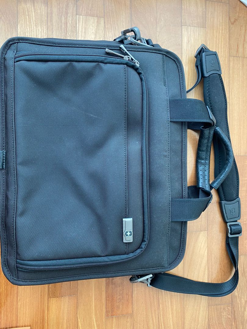 Victorinox laptop bag (well kept), Computers & Tech, Parts ...