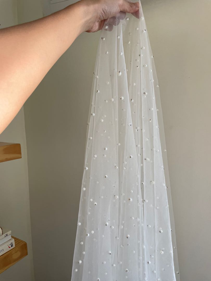 Wedding/Bridal Primary Veil (with pearls) hip length, Everything Else, Others on Carousell