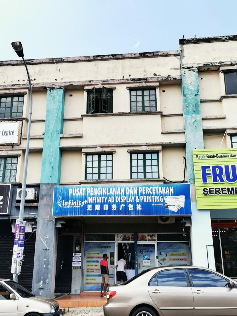 1st Floor Office . 3 Storey Intermediate Lot , Facing Shops at Kemayan ...