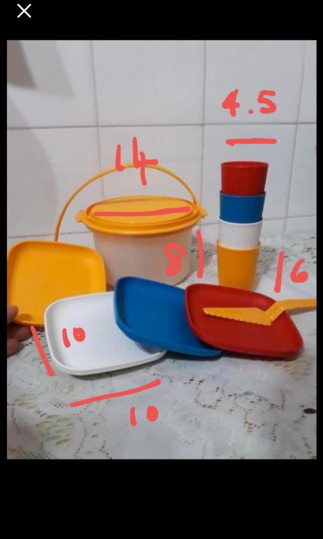 Mini Cake Tupperware set, Furniture & Home Living, Kitchenware ...