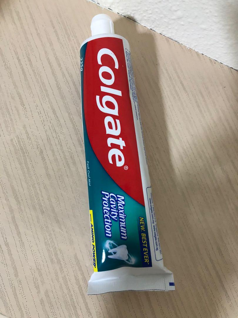 Colgate Toothpaste, Beauty & Personal Care, Oral Care on Carousell