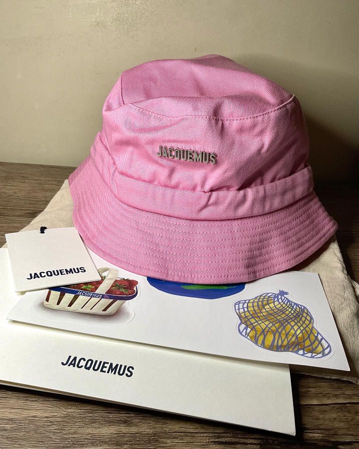 Jacquemus Bucket Hat, Women's Fashion, Watches & Accessories, Hats ...