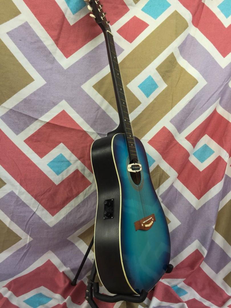 LUMANOG ACOUSTIC ELECTRIC GUITAR, Hobbies & Toys, Music & Media ...