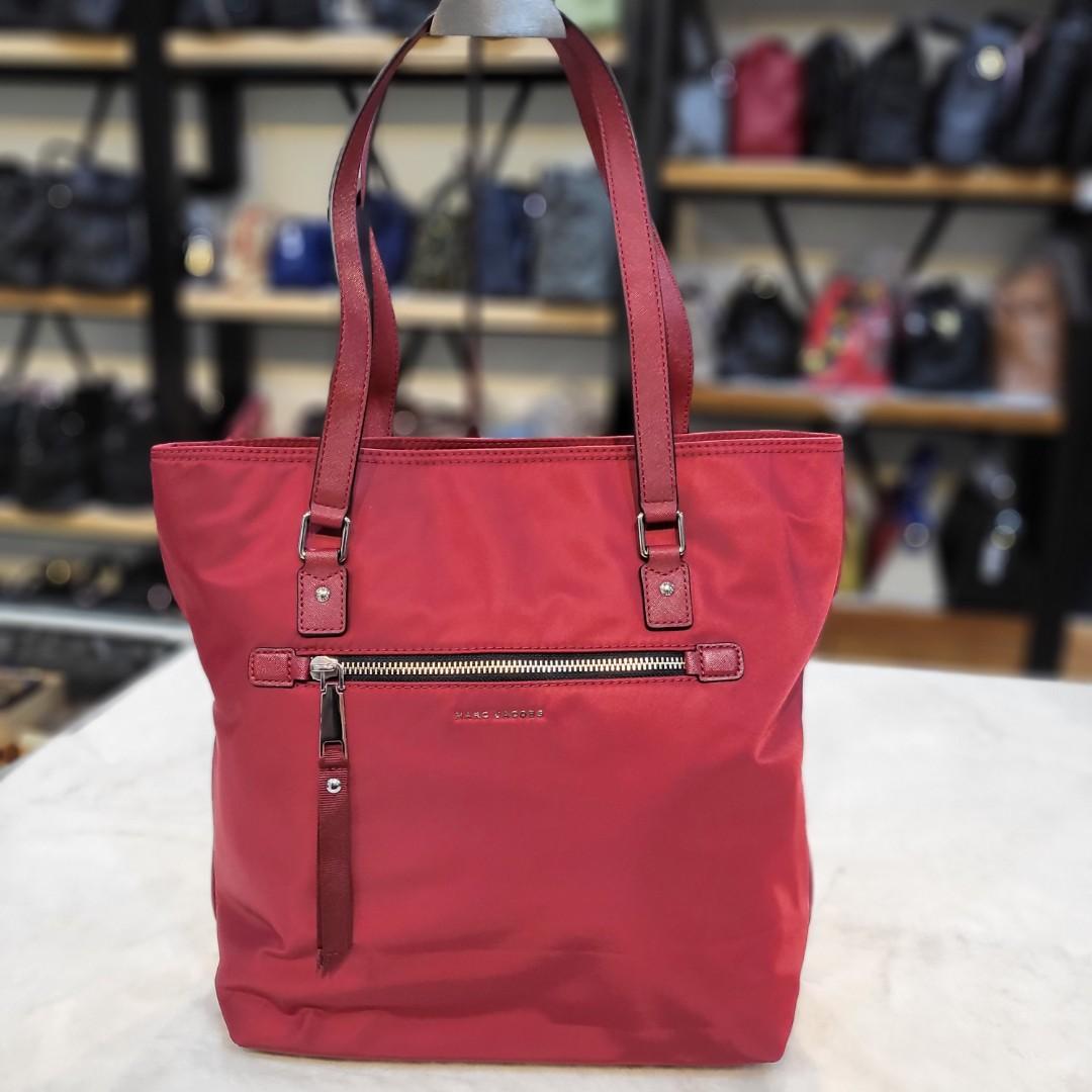 Marc Jacob's Tote Tropper, Luxury, Bags & Wallets on Carousell