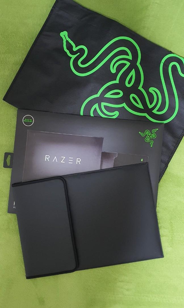 Razer Laptop Protective Sleeve v2 17.3, Computers & Tech, Parts ...
