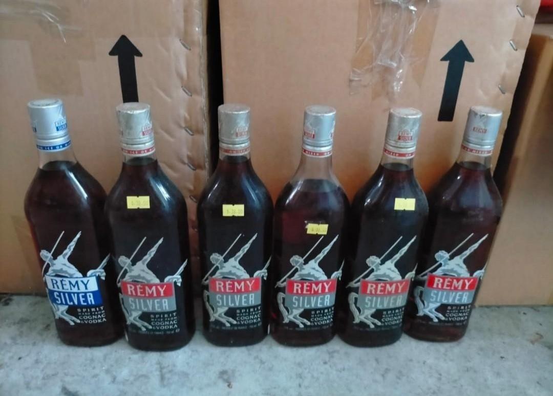 Remy silver 750ml, Food & Drinks, Alcoholic Beverages on Carousell