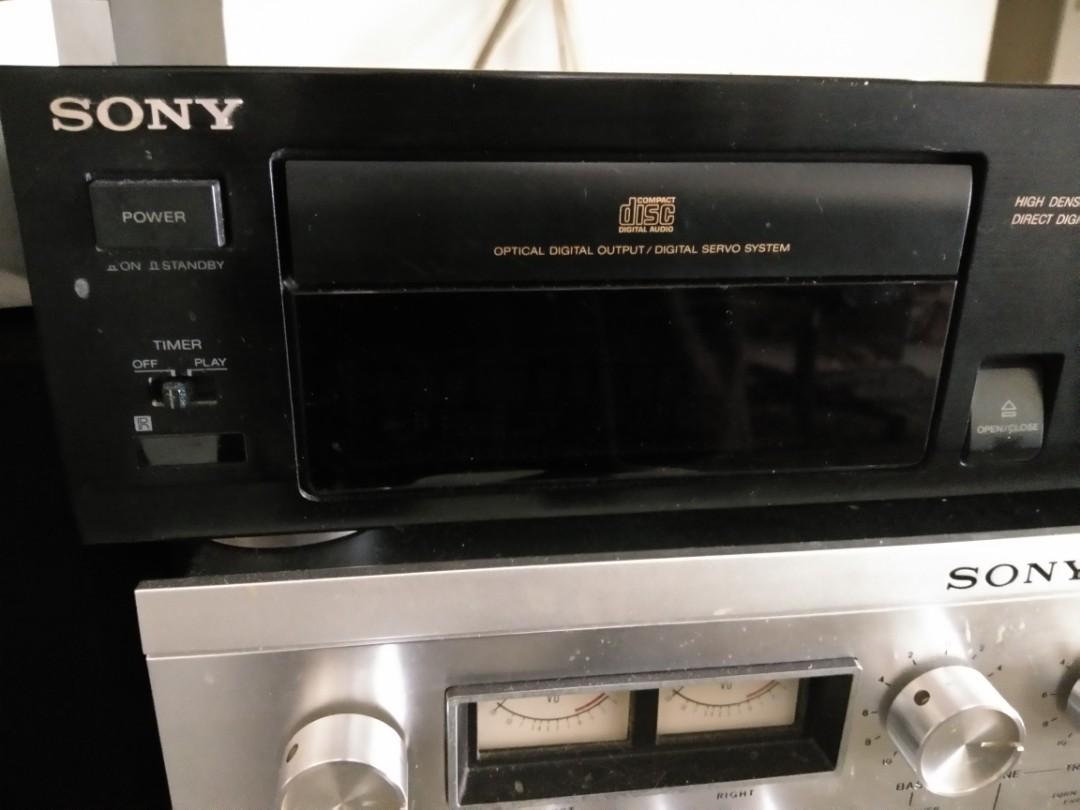 SONY Compact Disc Player CDP-897, Electronics, Audio on Carousell