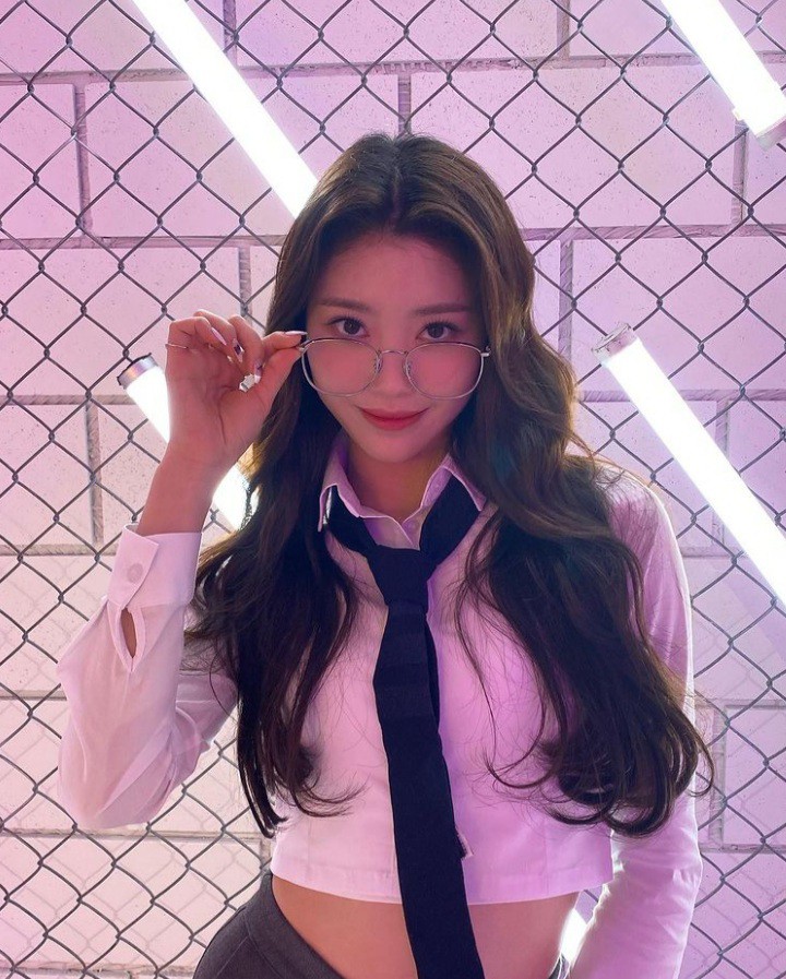 Tele channel, Hobbies & Toys, Memorabilia & Collectibles, K-Wave on ...