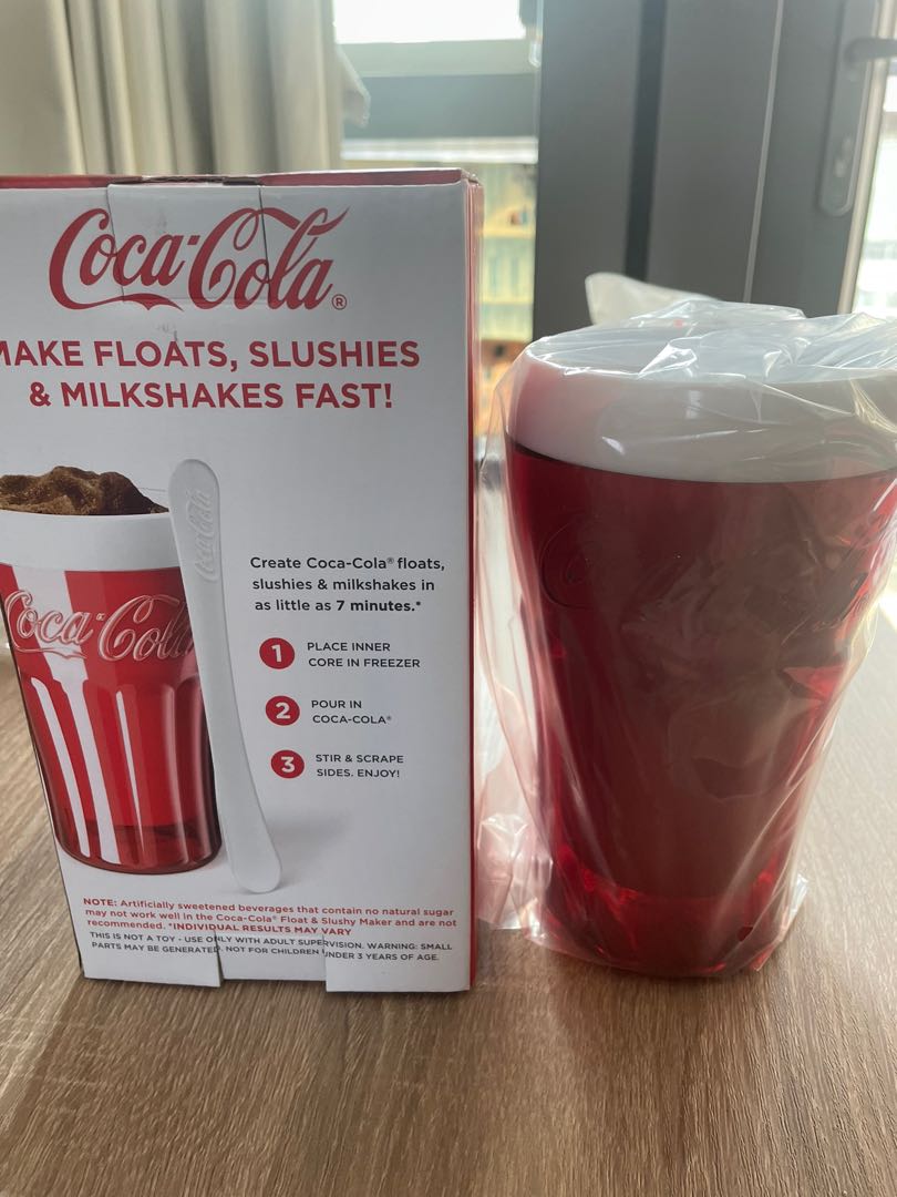 Coca cola milkshake bottle maker, 傢俬＆家居, 廚具和餐具, 廚水杯、水壺 - Carousell