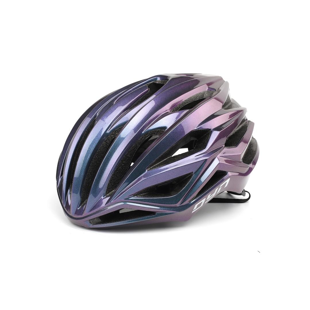 DYN Helmet chameleon, Sports Equipment, Bicycles & Parts, Parts ...