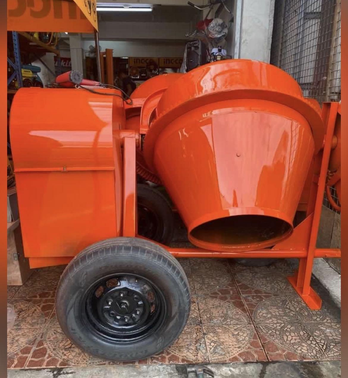 RUSH!! Heavy Duty One Bagger Cement Mixer + 10.5 HP Diesel Motor Worth ...