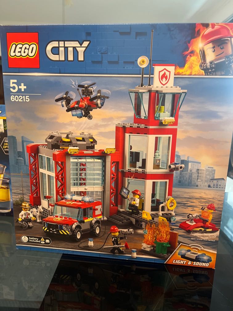 (Reserved)Lego City 60215, Hobbies & Toys, Toys & Games on Carousell