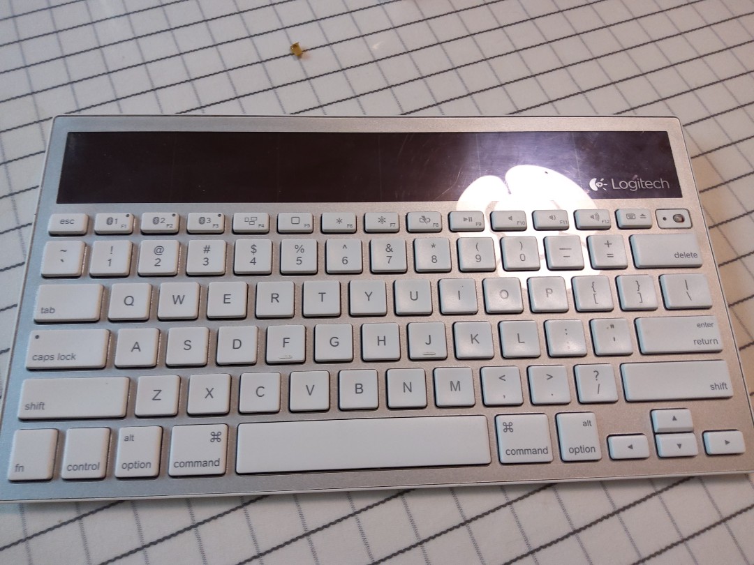 Logitech k760 藍芽無線鍵盤 bluetooth keyboard, 電腦＆科技, 電腦周邊及配件, 電腦鍵盤及相關產品 ...