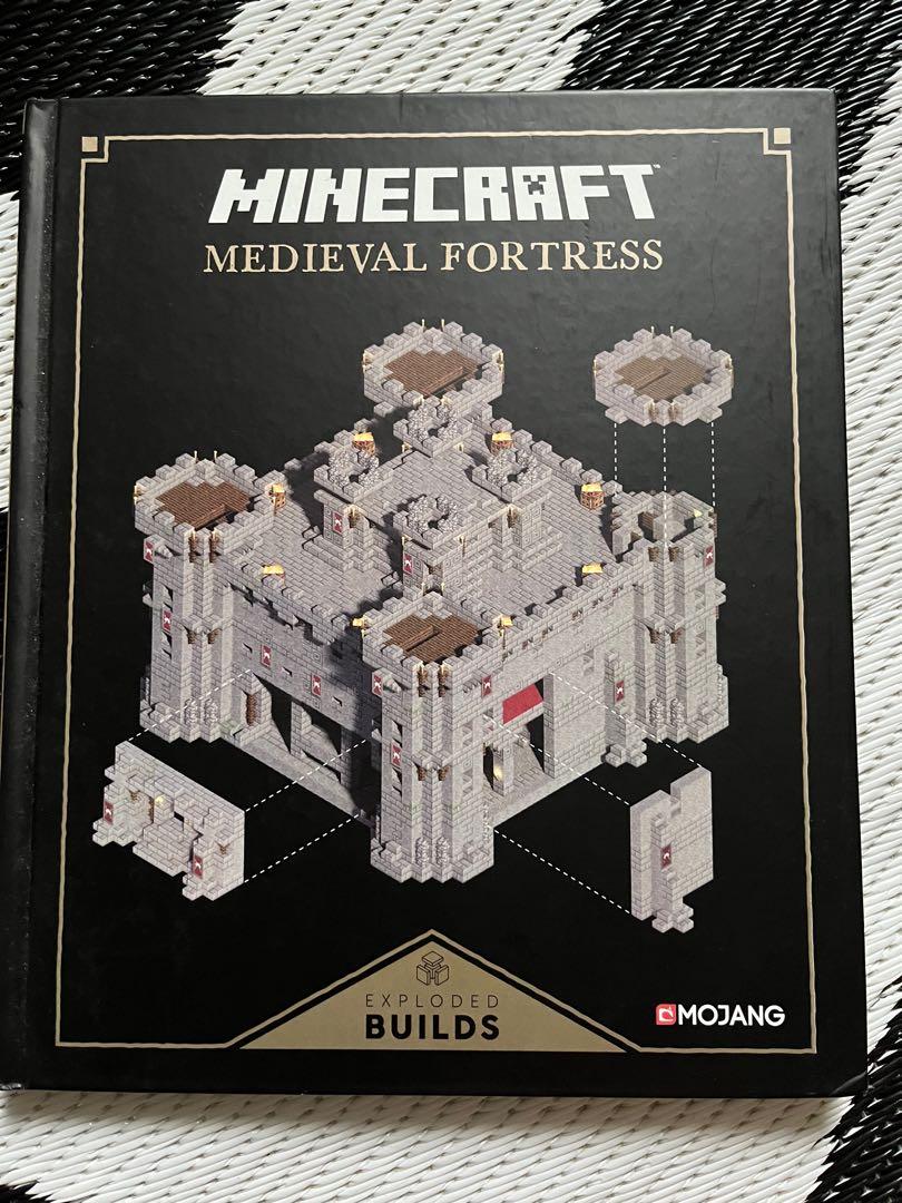 Minecraft Medieval Fortress, Hobbies & Toys, Books & Magazines ...