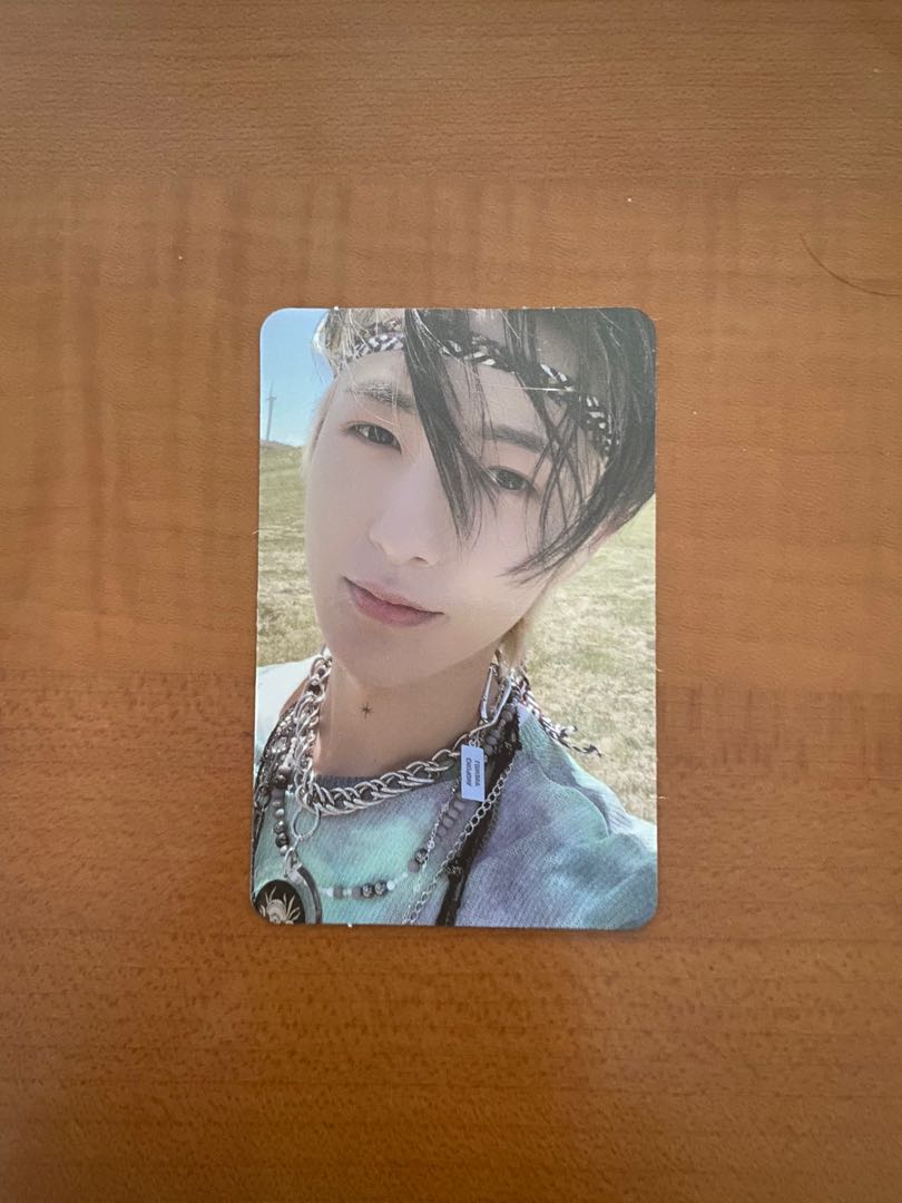 nct dream renjun hello future photocard (future ver), Hobbies & Toys ...