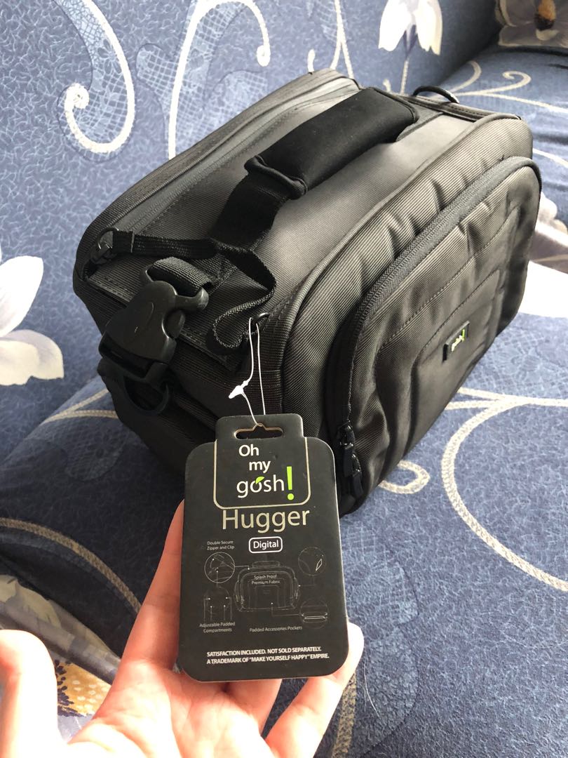 Oh my gosh hugger camera bag, Photography, Photography Accessories ...