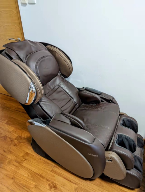 OSIM uMagic Massage Chair, Health & Nutrition, Massage Devices on Carousell