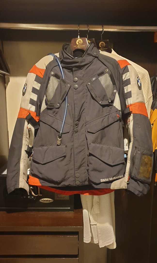 BMW Rallye Riding Suit, Motorcycles, Motorcycle Apparel on Carousell