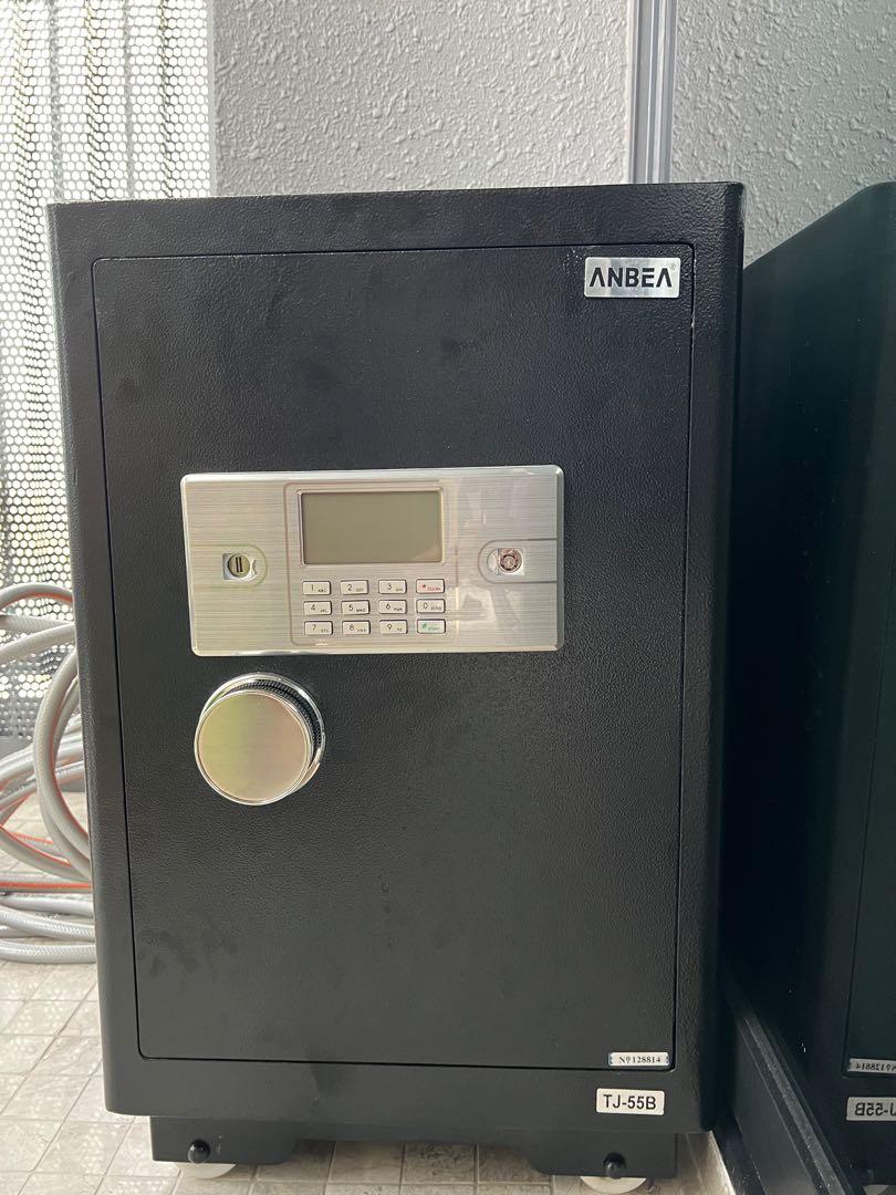Safe Box, Furniture & Home Living, Security & Locks, Safe on Carousell