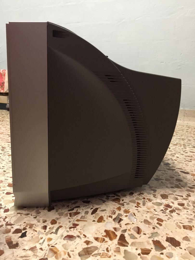 Samsung Flat screen CRT TV, TV & Home Appliances, TV & Entertainment ...