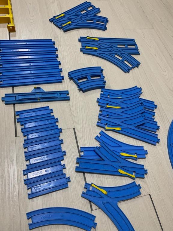 Thomas and Friends Train Tracks, Hobbies & Toys, Toys & Games on Carousell