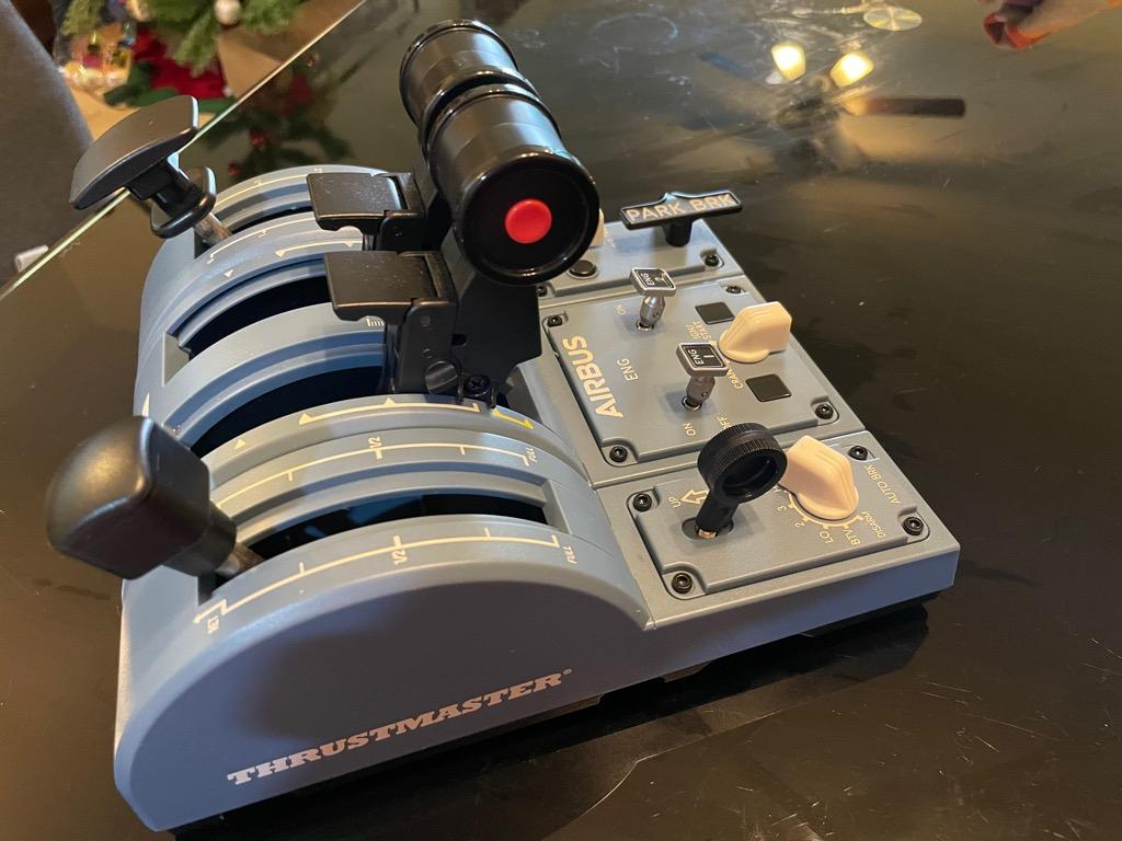 Thrustmaster TCA Throttle Quadrant and Add On (Airbus Edition), Video ...