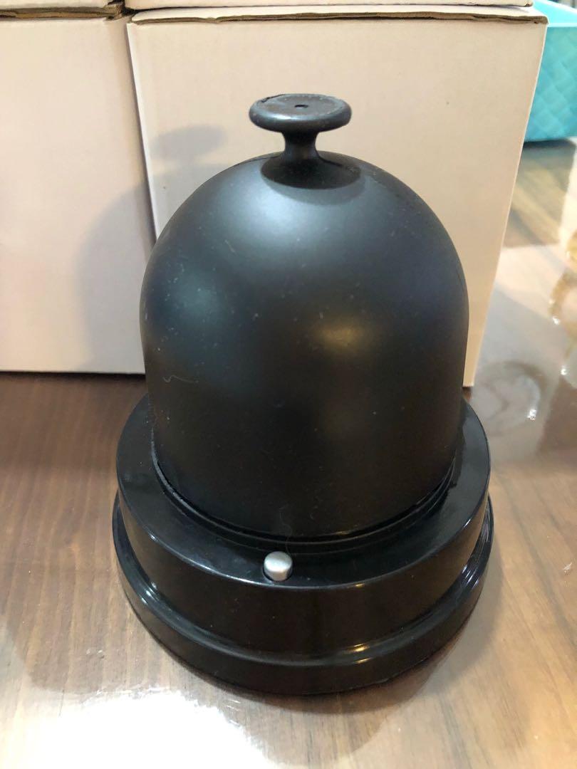 Automatic Dice Shaker, Hobbies & Toys, Toys & Games on Carousell