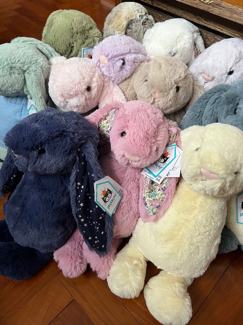 BNWT Jellycat Medium bunnies of various colours ⭐️READY STOCK⭐️, Babies ...